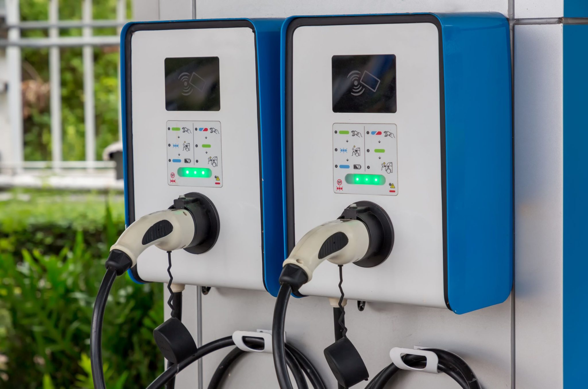 What Is EV Charging, and What Should Brands Know? - National Sign ...
